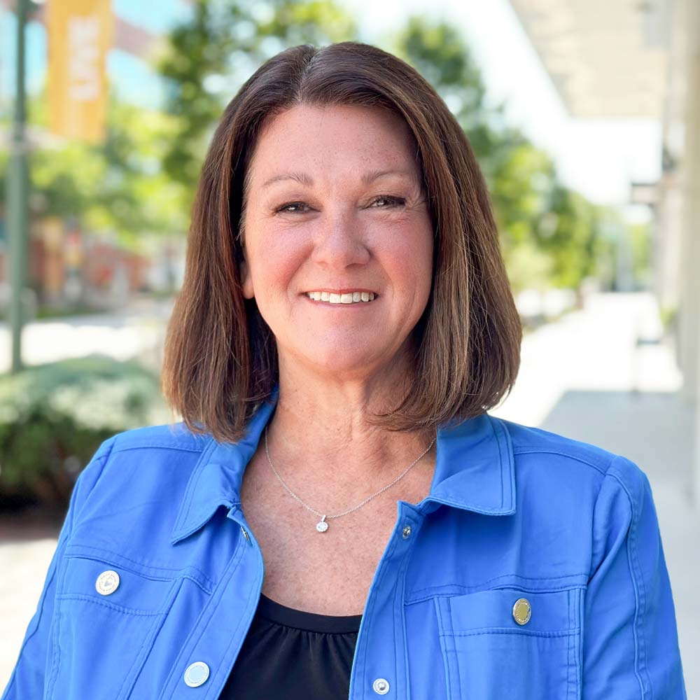 Darlene Crick CPM RPA Divaris Real Estate